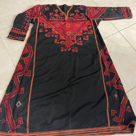 Handmade | Dresses | Stunning Authentic Bedouin Syrian Sarakeb Thobe ...